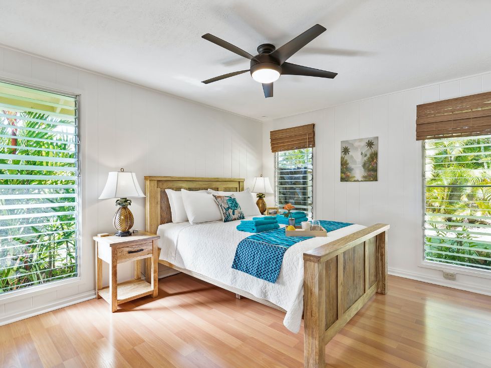 Simple false ceiling design for bedroom store