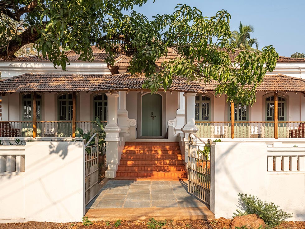 Simple House Front Wall Design