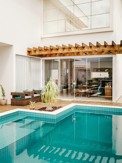 20 Homes With Beautiful Indoor Swimming Pool Designs Country Garden