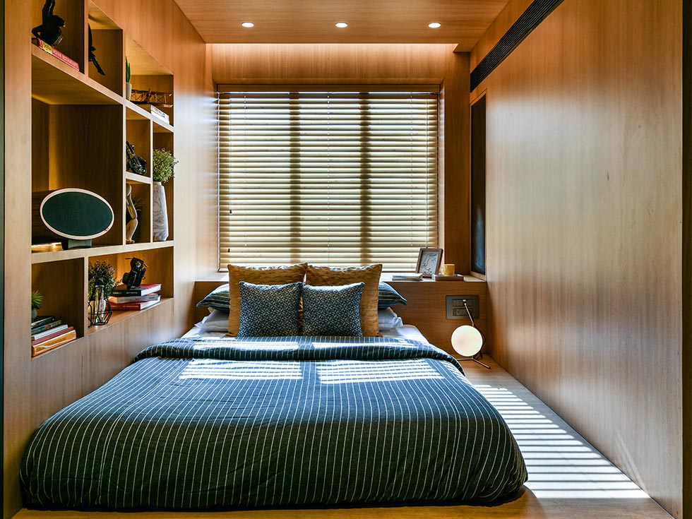 Tips for arranging furniture in a small bedroom Beautiful Homes