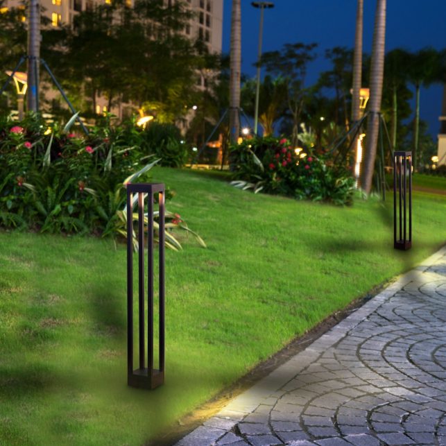 Stellar (Built-In LED) Garden Bollard | Beautiful Homes