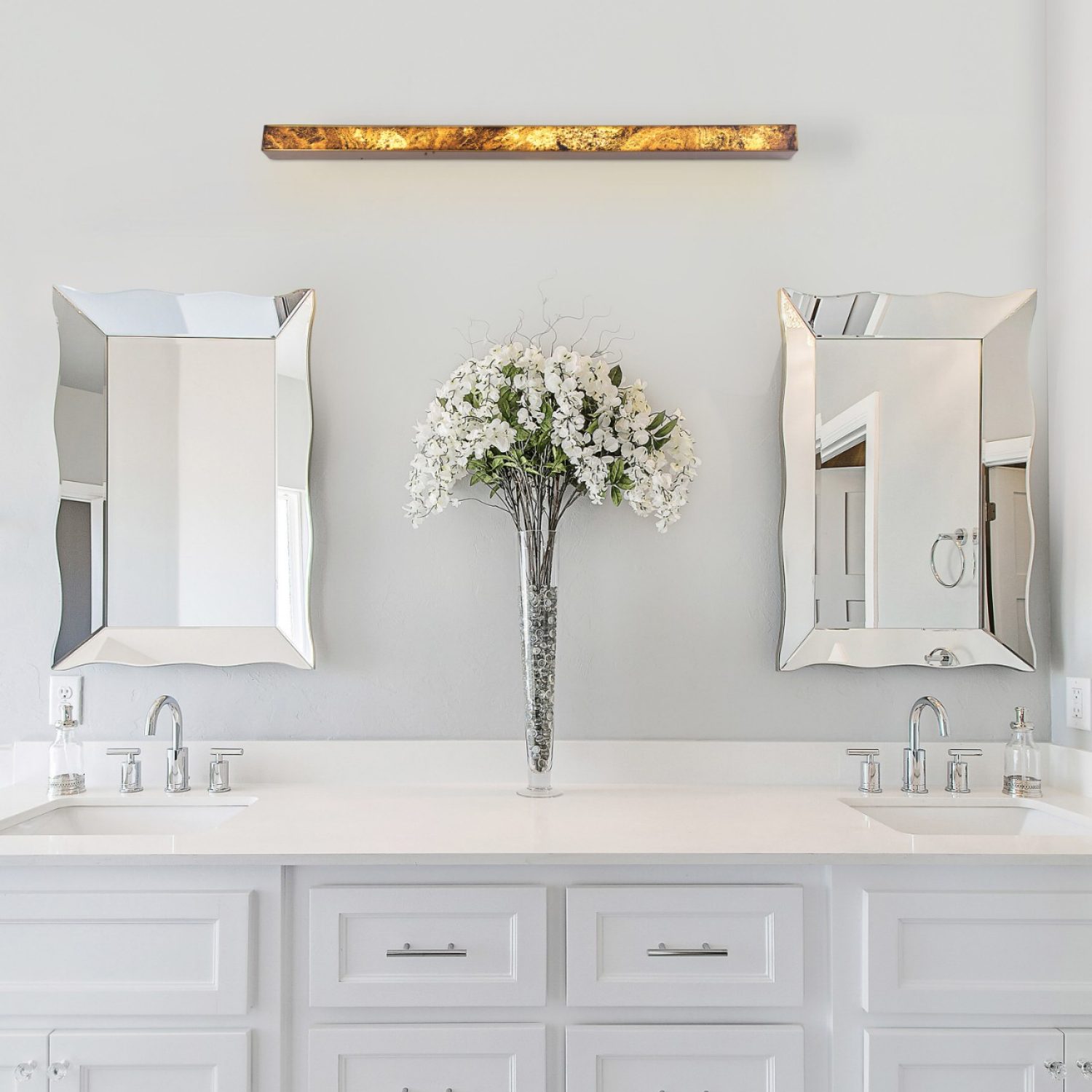 "Cloudy Days Translucent Natural Stone (Large, Built-In LED) Wall Light ...