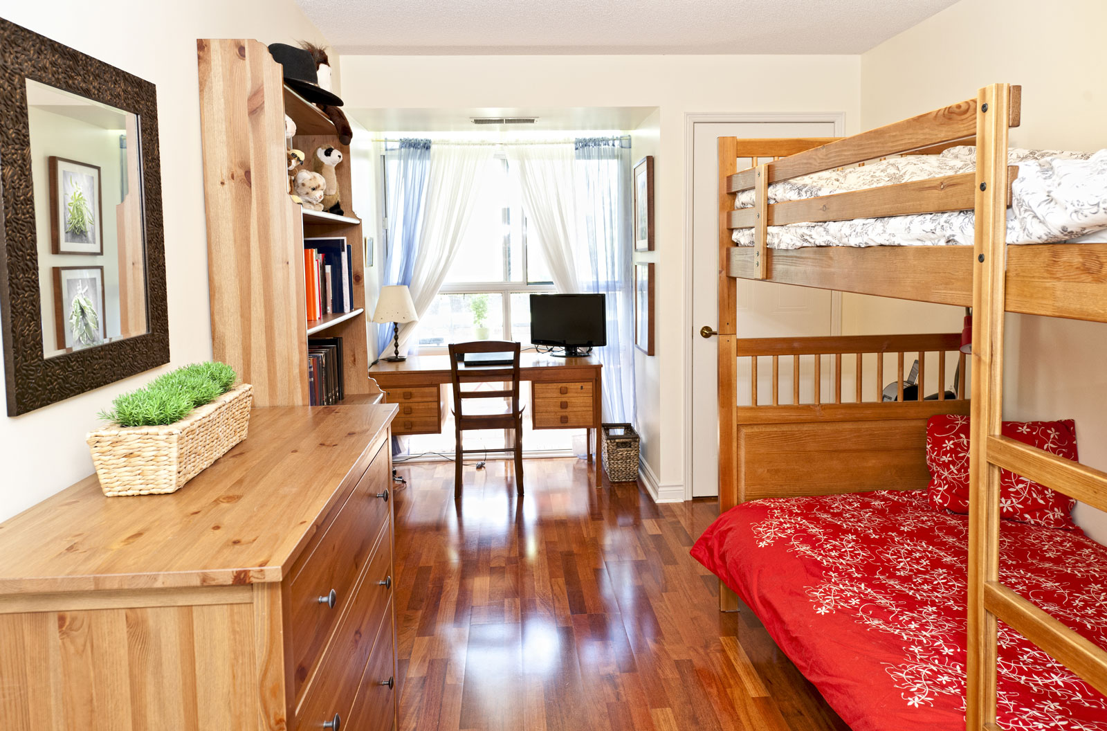 How to Plan Your Bedroom Furniture Layout Design | Beautiful Homes
