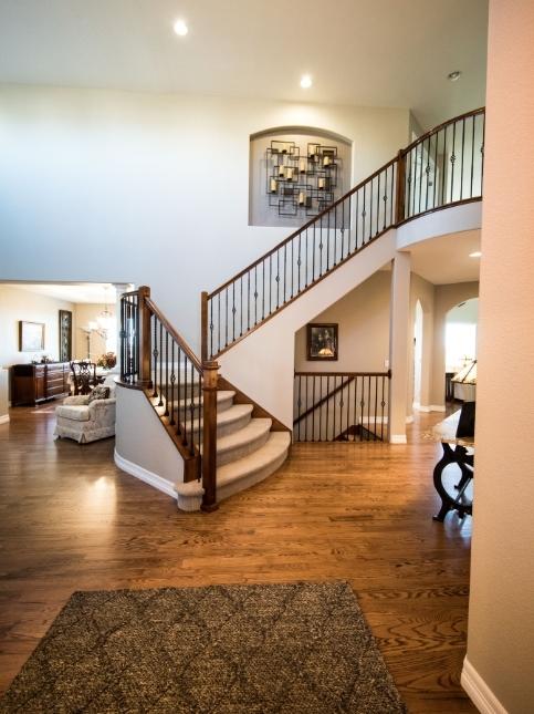 Trendy Staircase Wall Colour Combination for Every House | Beautiful Homes